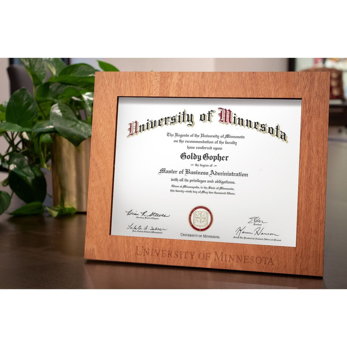 U of M Diploma Frame in Mahogany – MN Alumni Market